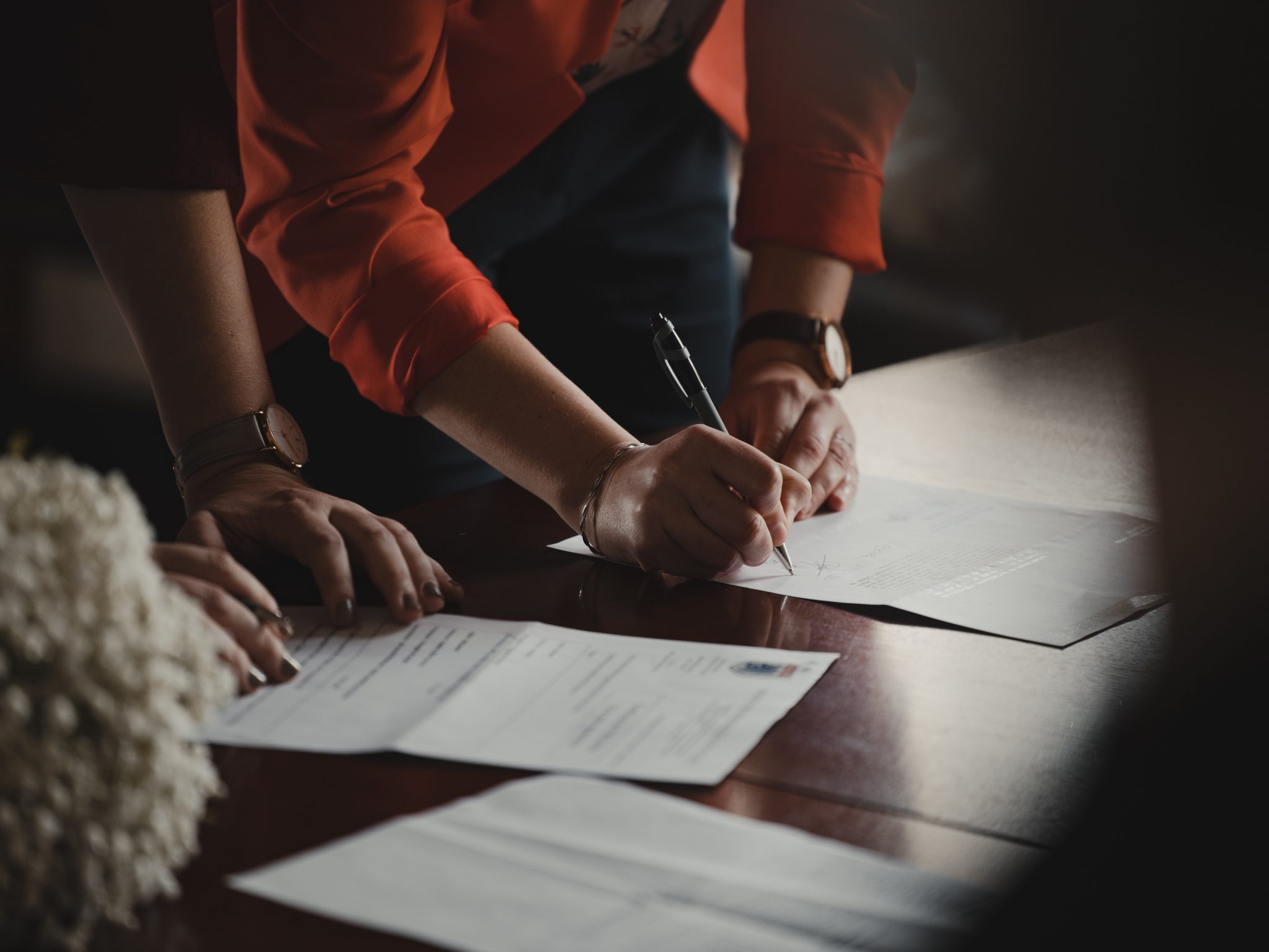 How To Spot A Fake Degree Guide - unischolars blog