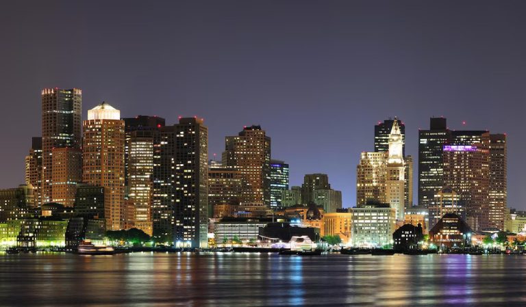 Top Universities in Boston: Rankings, Programs & Admissions