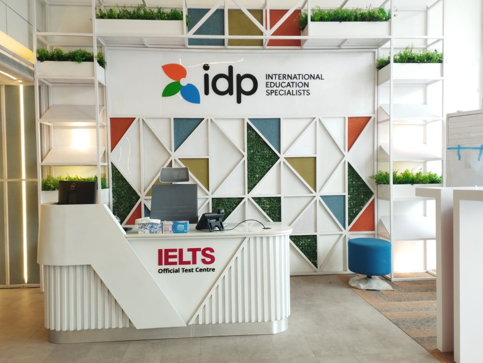 10 Best Study Abroad Consultants In Delhi 2025